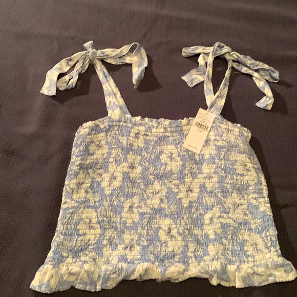 American Eagle Outfitters | Tops | Nwt American Eagle Tie Shoulder Smocked Tank With Ruffle Hem ...